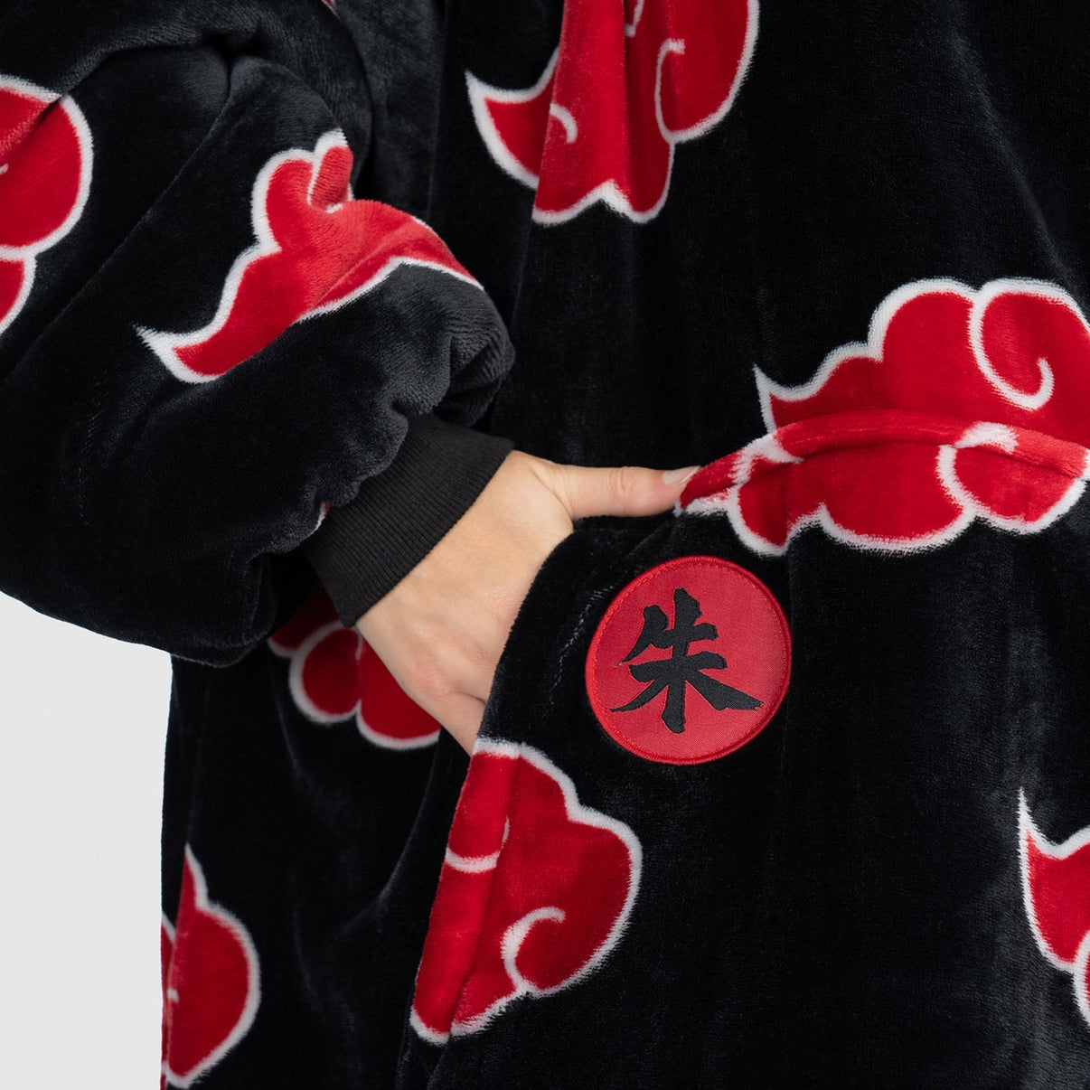 Naruto Itachi Akatsuki Oodie™ Original Licensed – The Oodie UK
