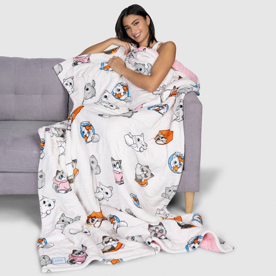 The Oodie UK | Oversized Wearable Blankets & Accessories